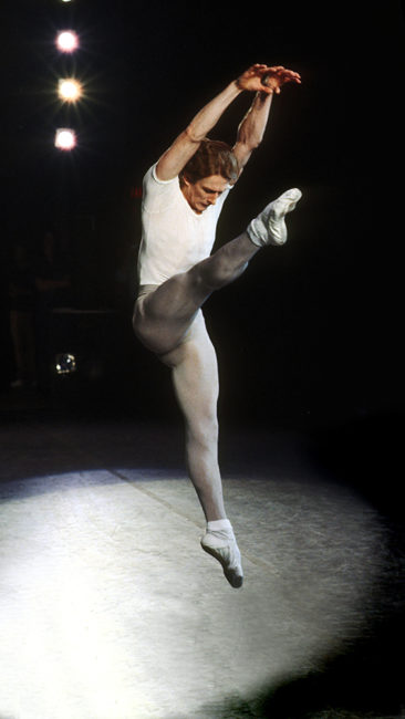 NEW YORK CITY BALLET COLOR – Steven Caras